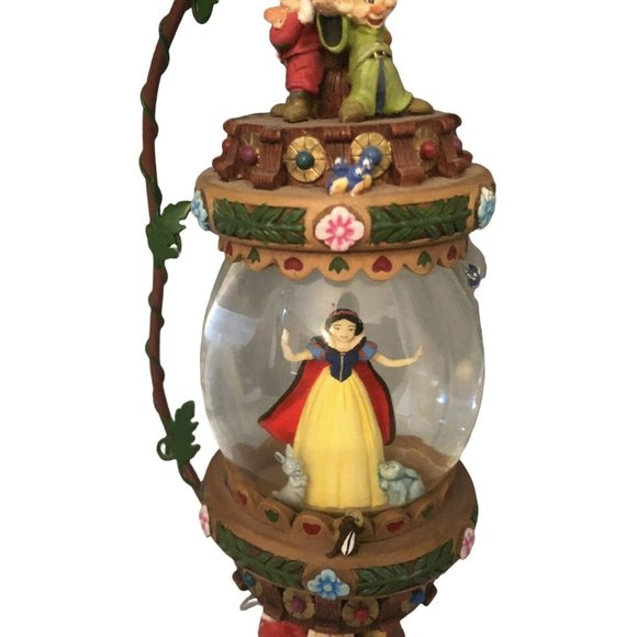 Disney Holiday Rare Walt Disneys Snow White The Seven Dwarfs Hanging Snow Globe Glitter